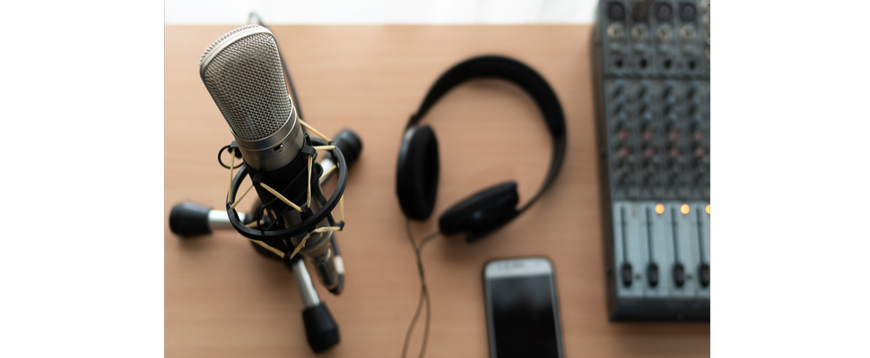 Aprende a crear tu propio PODCAST Aprende a crear tu propio PODCAST